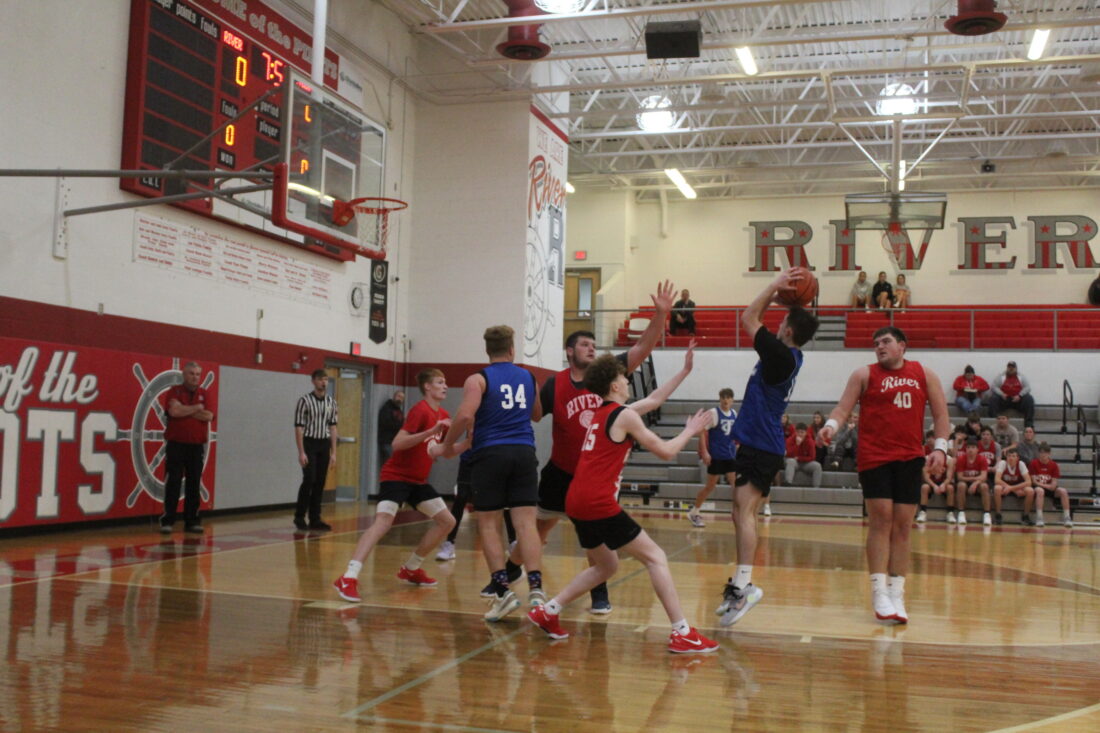 Silver Knights Scrimmage River | News, Sports, Jobs - Tyler Star News